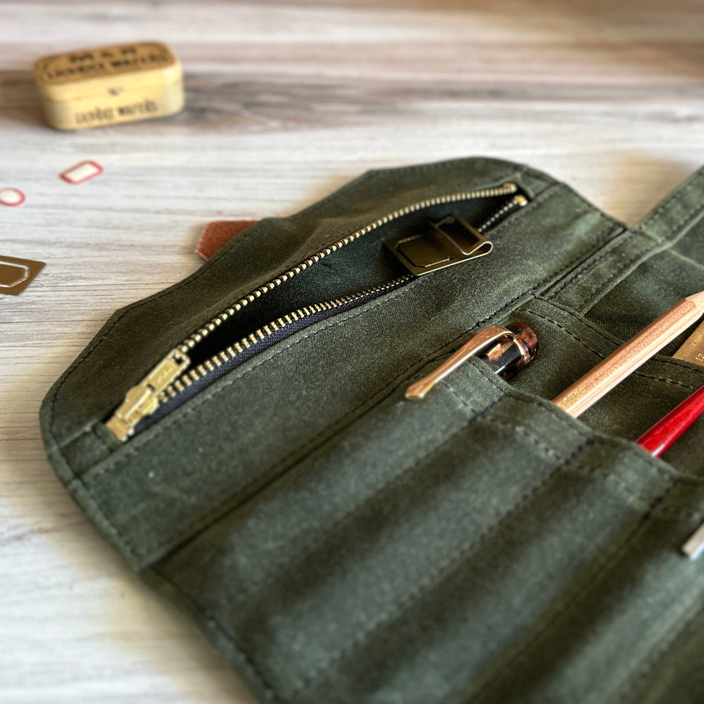 [Peg and Awl ] Mini Artist Sendak Roll – Baum-kuchen