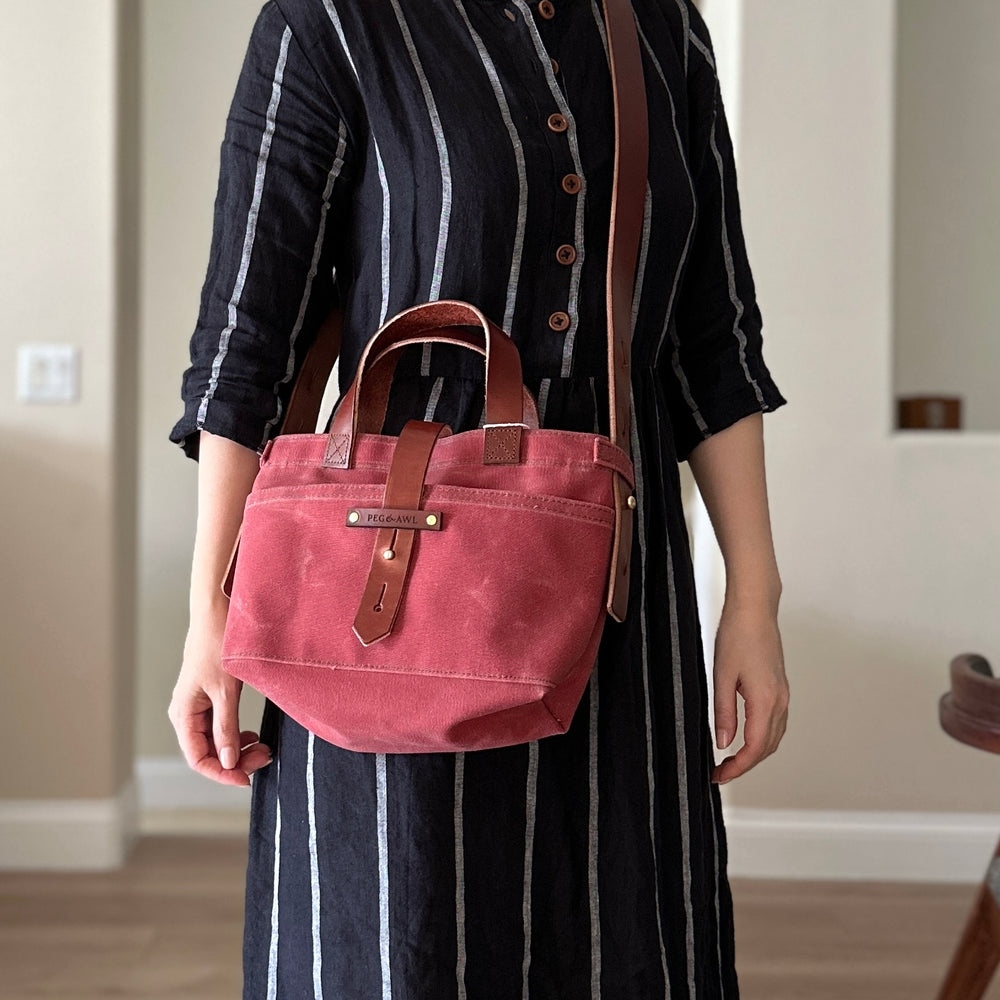 [Peg and Awl ] Mini Waxed Canvas Tote – Baum-kuchen