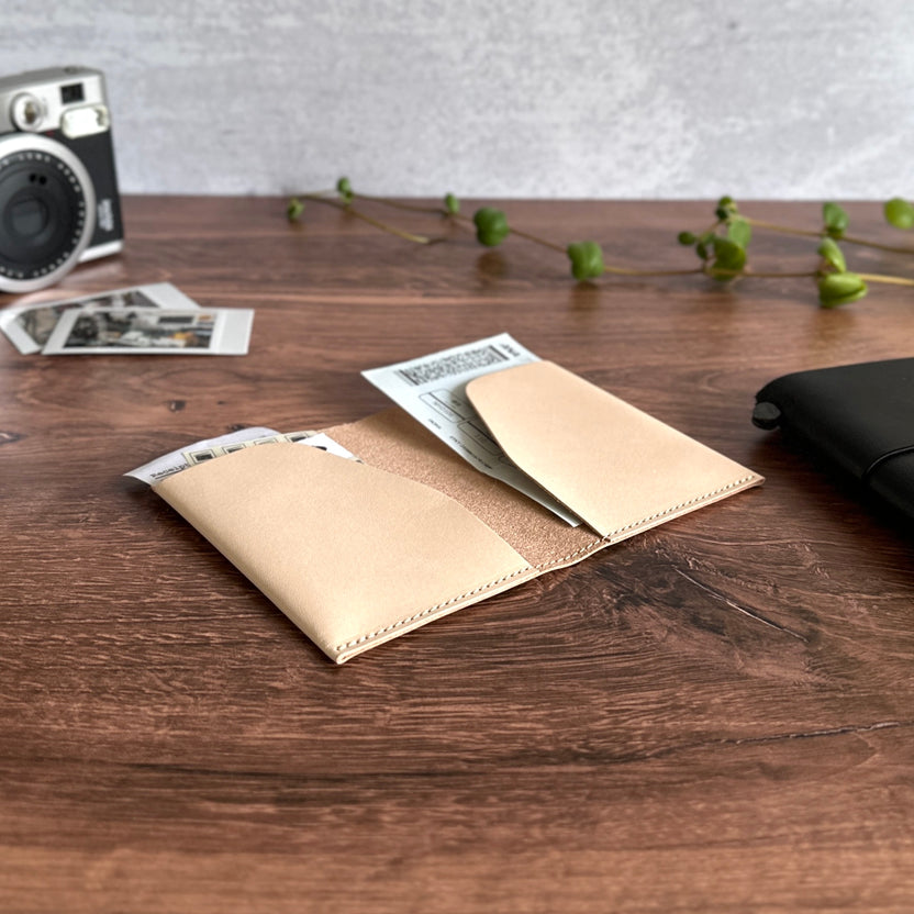 [BKx1.61] Portfolio Folder // Natural (Passport) – Baum-kuchen