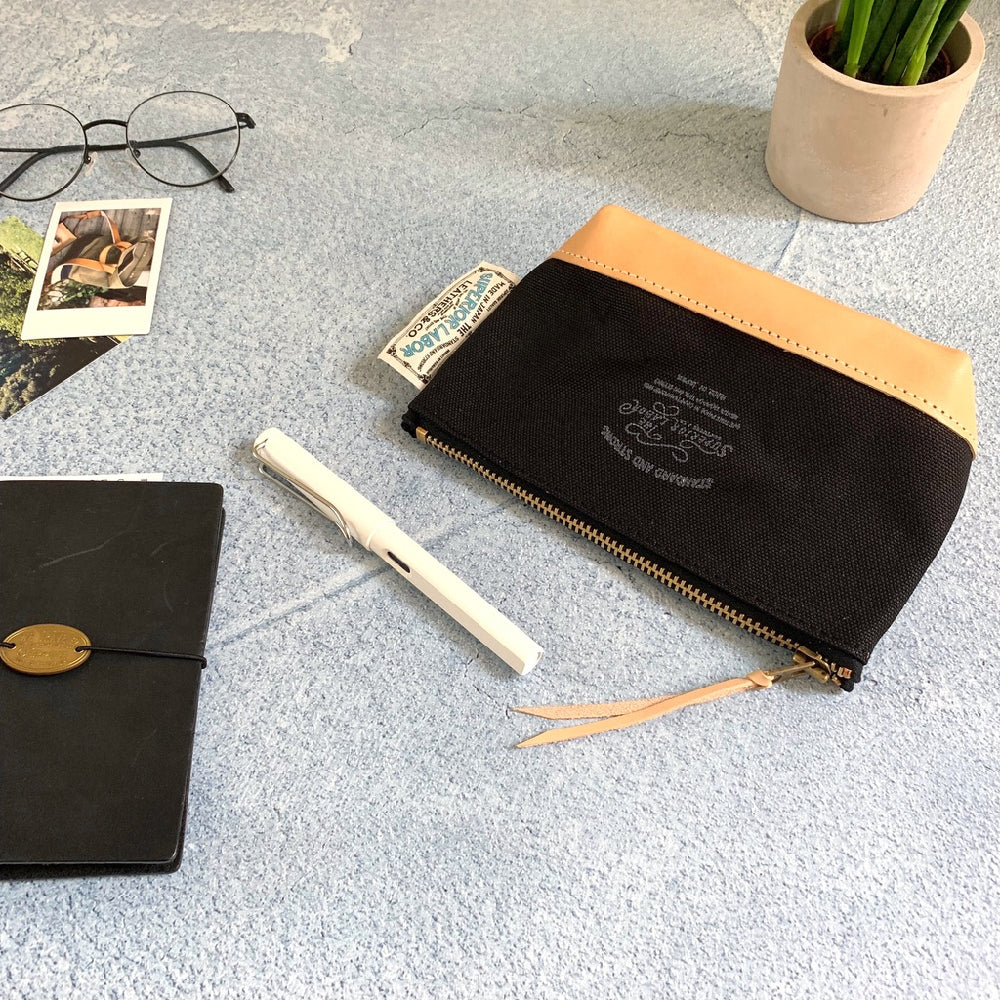 [TSL] Engineer Pouch // Black canvas w/nude leather – Baum-kuchen