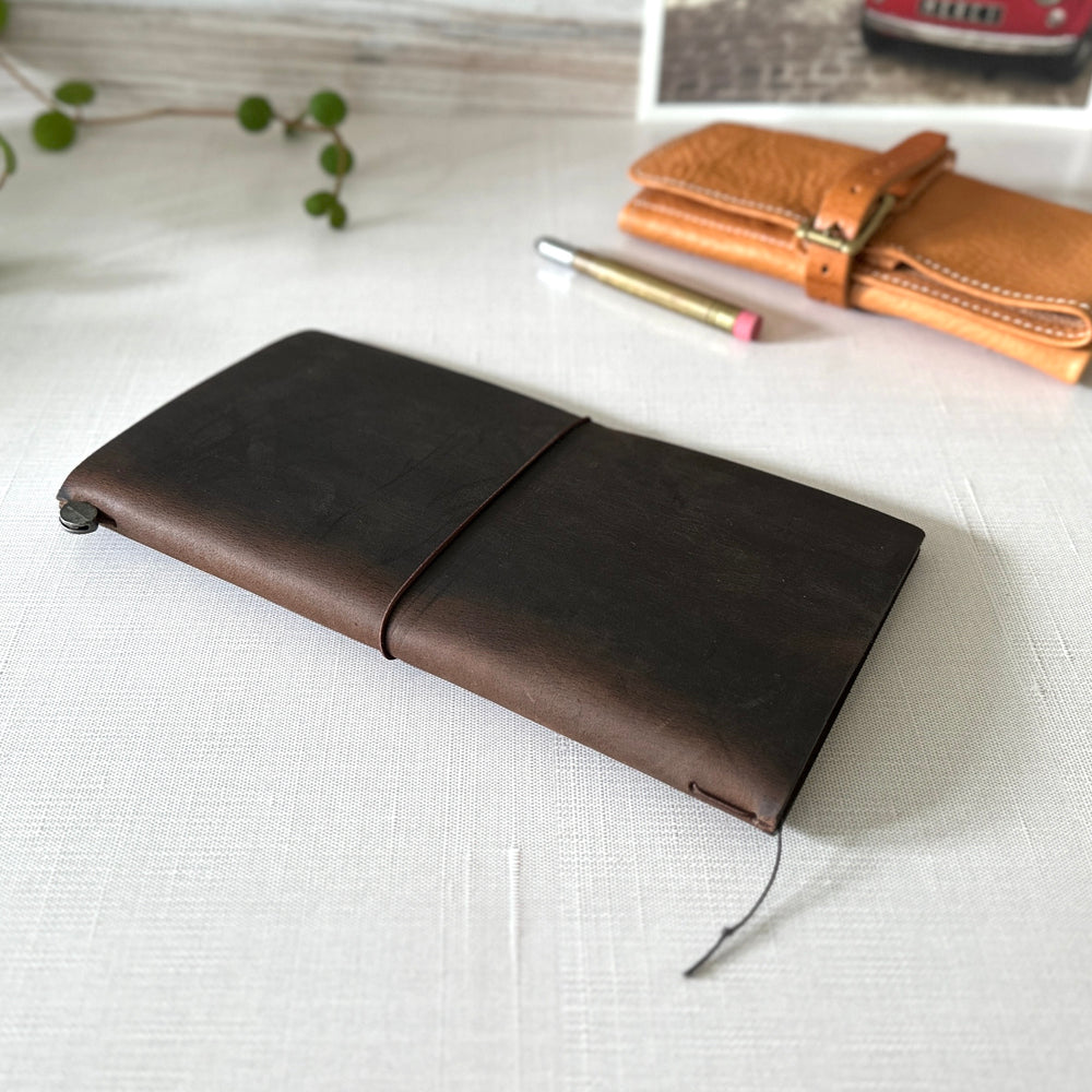 MIDORI Traveler's Notebook Brown – Baum-kuchen