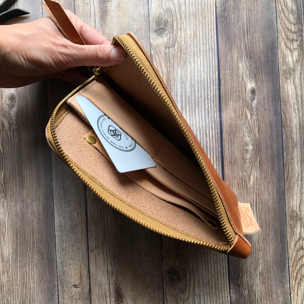 [TSL] Utility Leather Pouch – Baum-kuchen